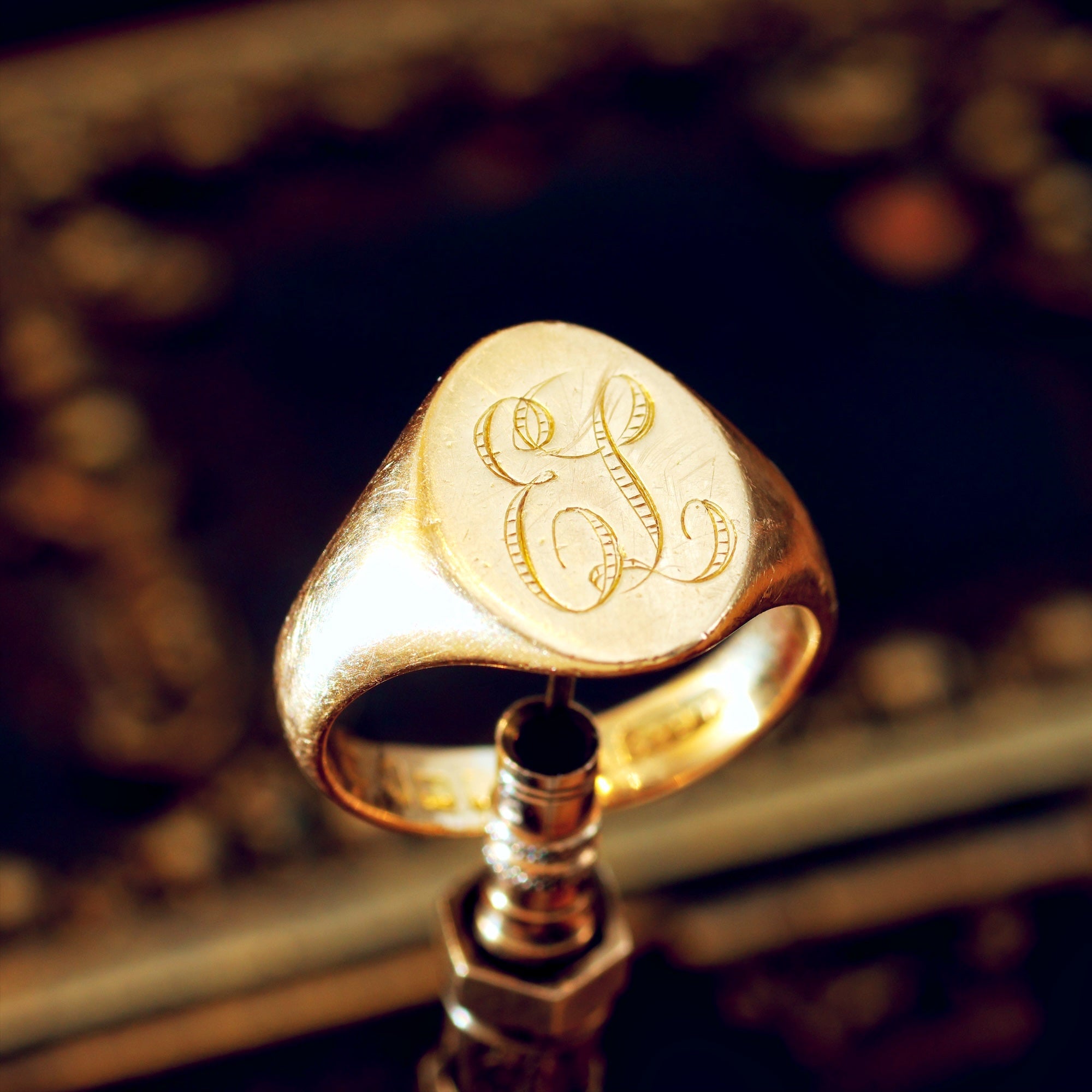 Antique 18ct Gold Hand Engraved 'EL' Signet Ring – Fetheray