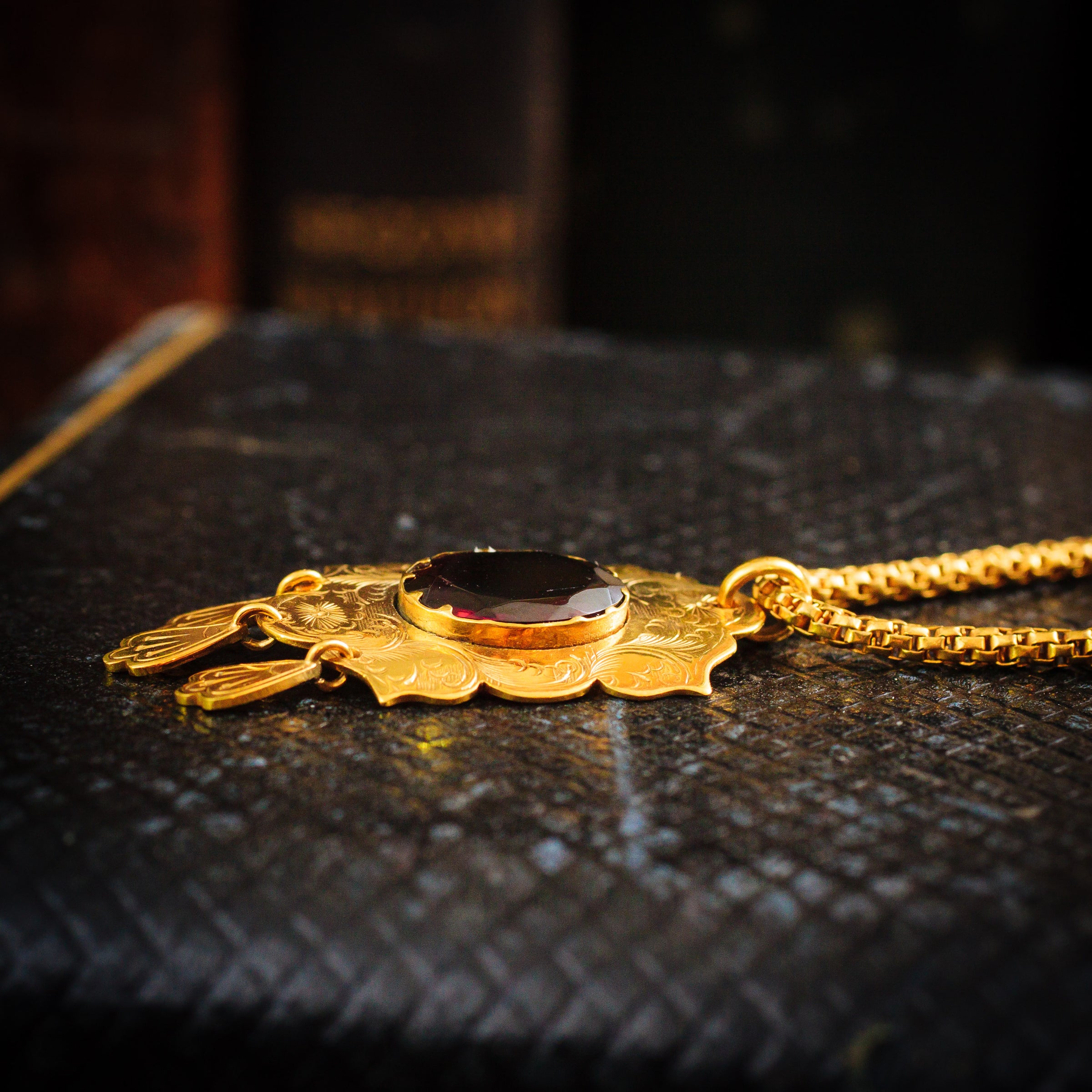 Rare Antique Russian Synthetic Alexandrite Pendant – Fetheray