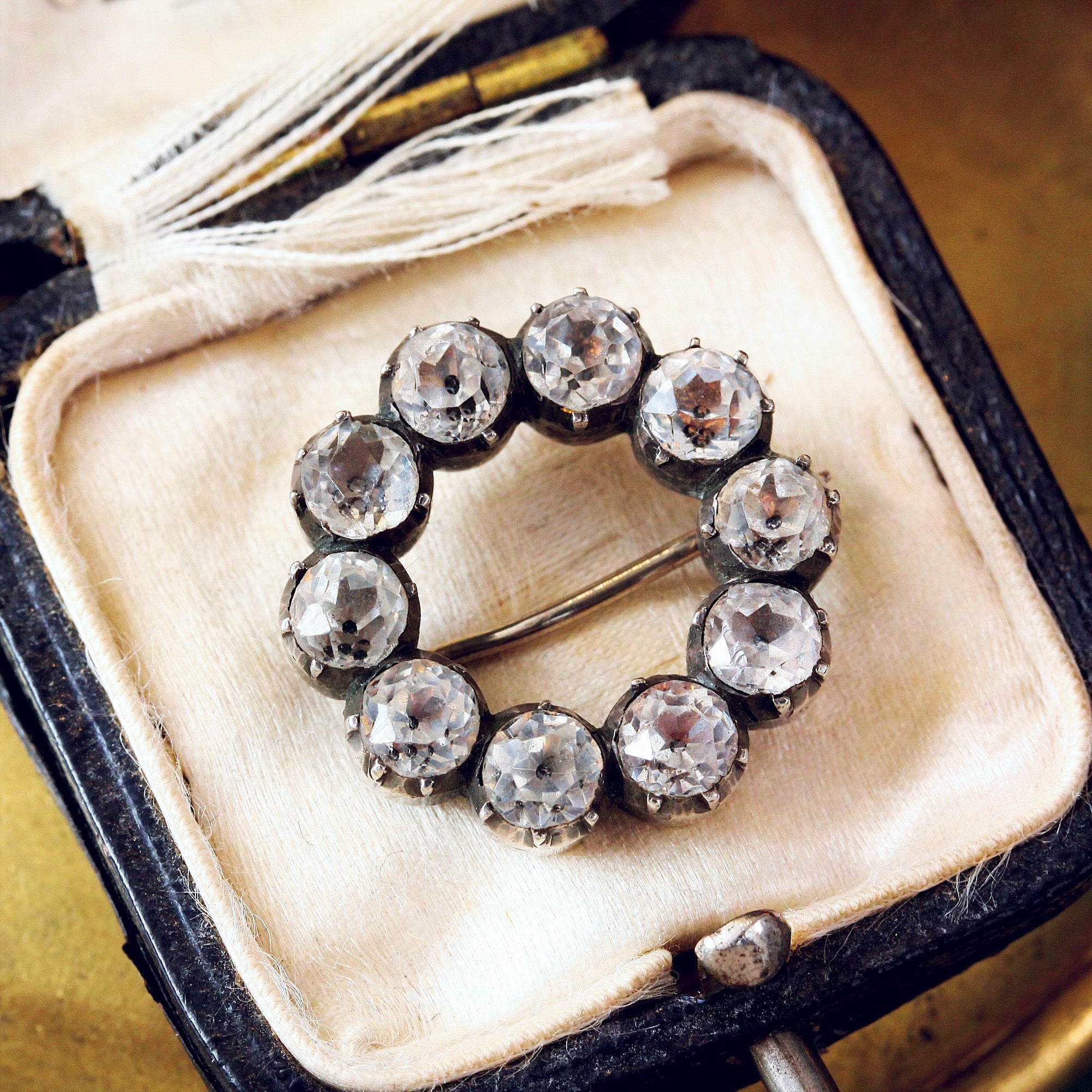 Cute! Antique Georgian Paste Lace Pin – Fetheray