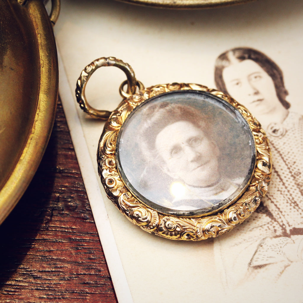 Fancy Rococo Styled Georgian Picture Locket – Fetheray