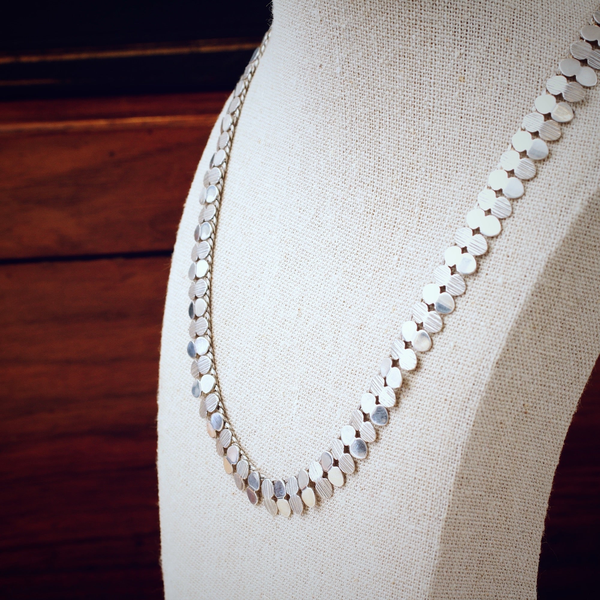 Vintage Modernist Sterling Silver Collarette – Fetheray