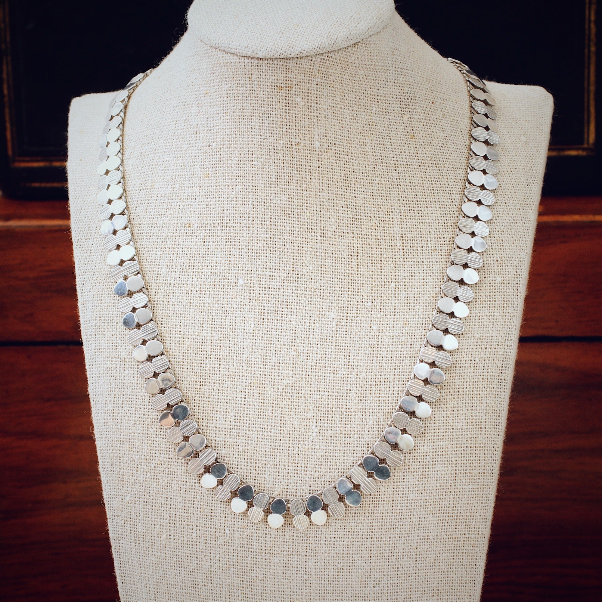 Vintage Modernist Sterling Silver Collarette – Fetheray